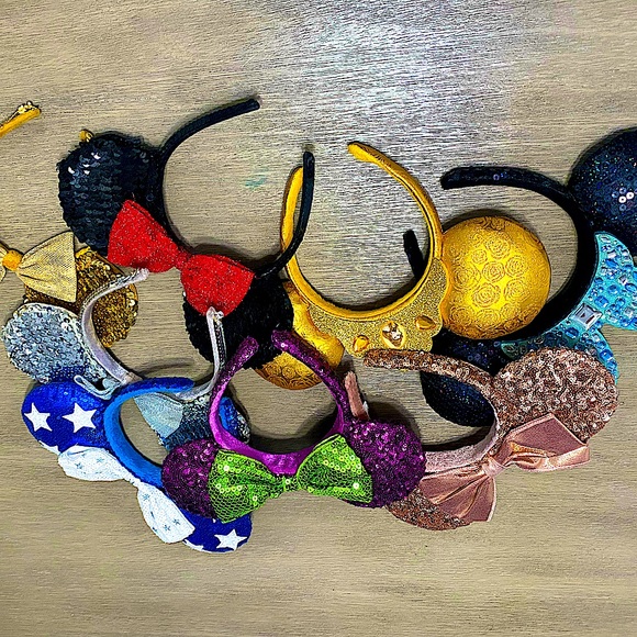 Disney | Accessories | Disney Ears Bundle Purchased In Disney Parks ...